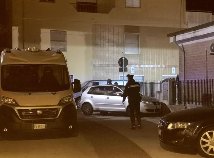Uccise la compagna e portò via le figlie: Uccise la compagna e portò via le figlie: