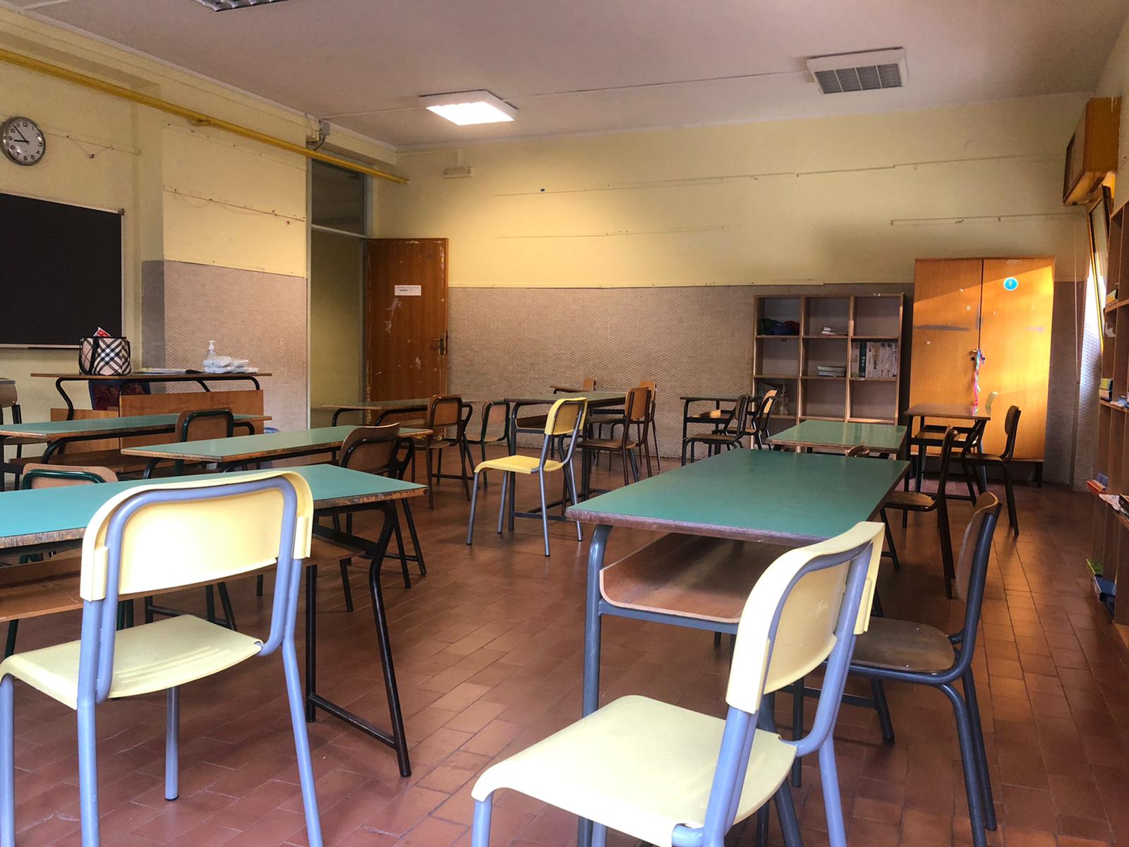 Covid, altri rinvii per inizio delle lezioni: cresce numero di scuole ... Covid, altri rinvii per inizio delle lezioni: cresce numero di scuole ...
